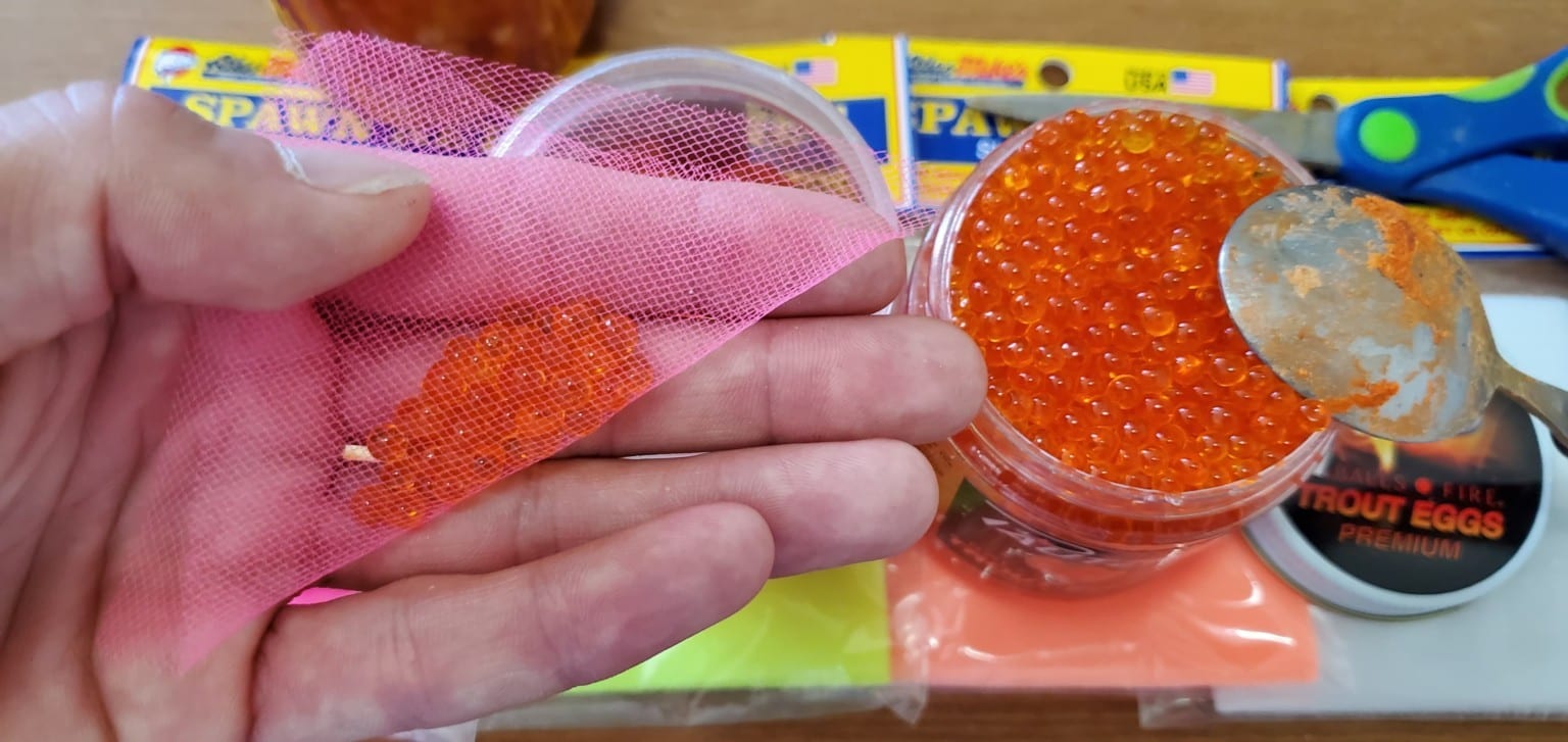 Learn to Tie Epic Ontario Spawn Bags - Pautzke Bait Co