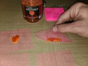 A Pro's Guide to Tying Spawn Sacs - Pautzke Bait Co